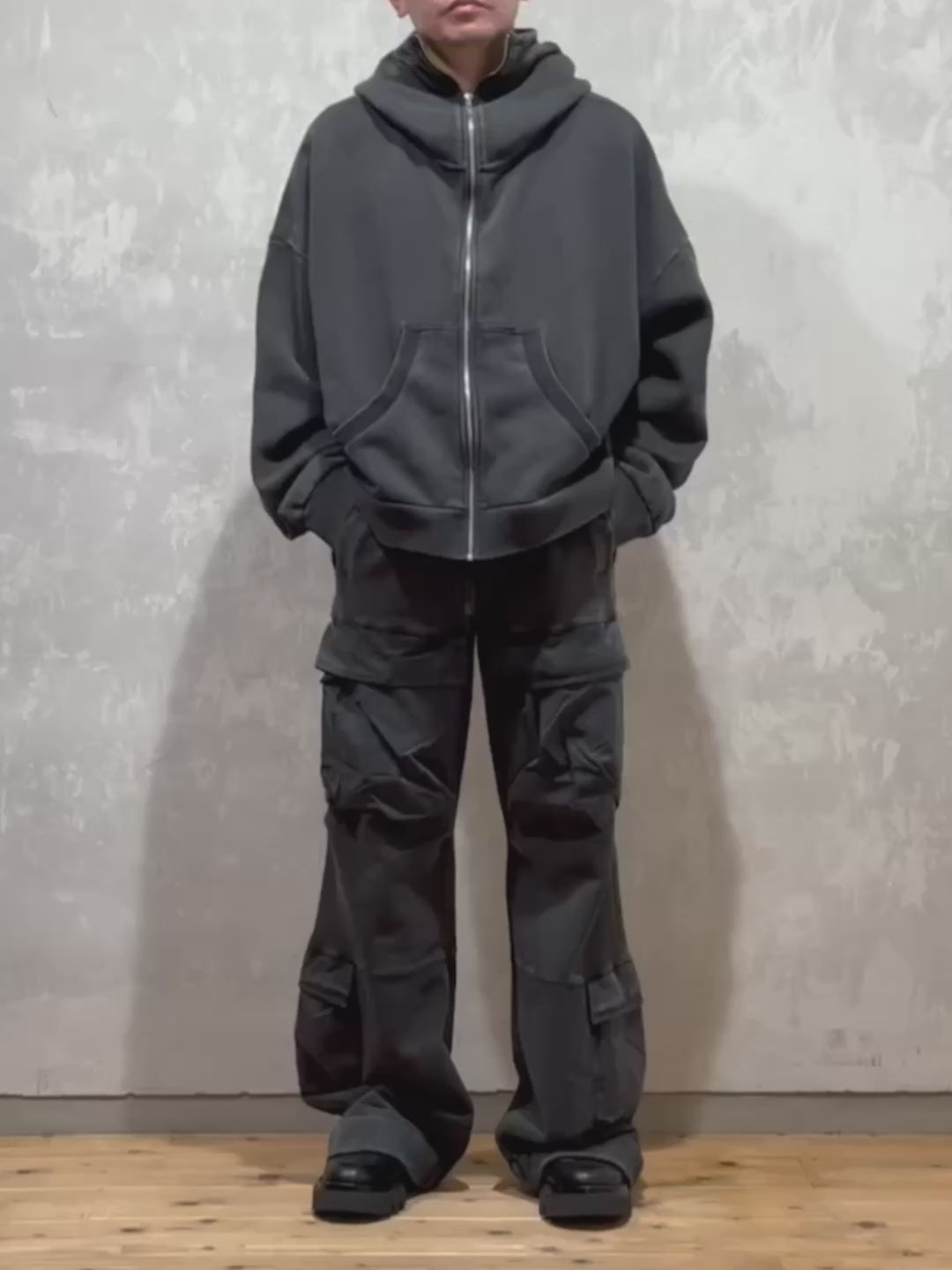 entire studios (エンタイア スタジオ) / UTILITY SWEATS | 公式 entire studios (エンタイア スタジオ) / UTILITY SWEATS | 公式